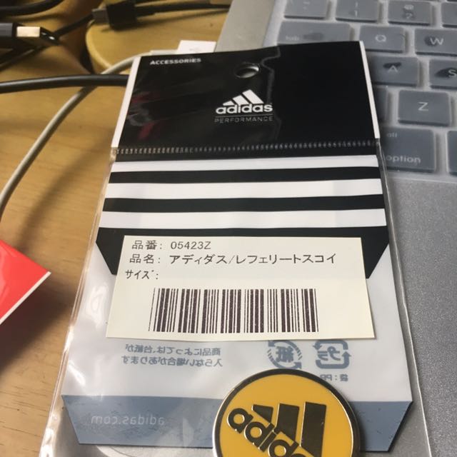 ADIDAS Referee toss coin, Sports Equipment, Sports & Games, Racket ...