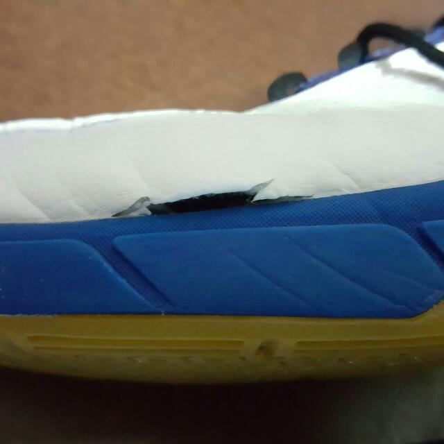 Yonex SC4 Shoe, Women's Fashion, Footwear, Sneakers on Carousell