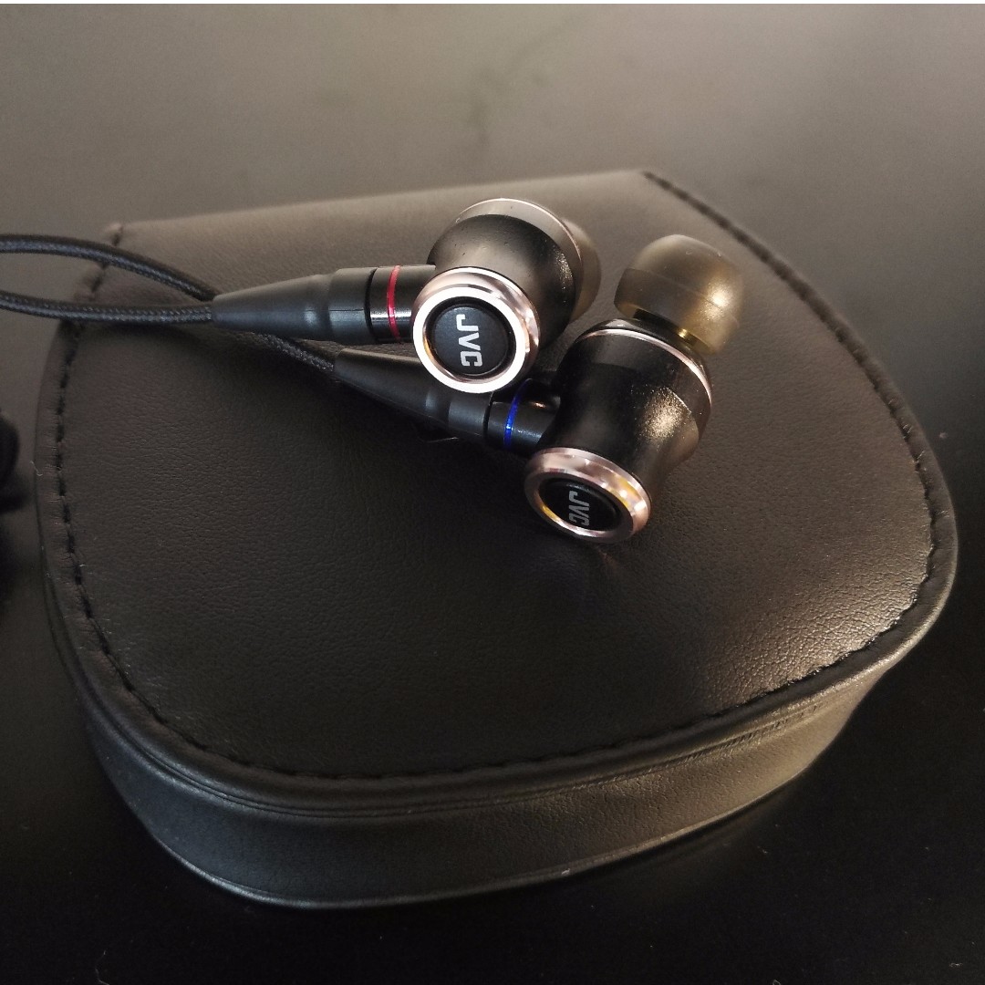 JVC HA-FW01 Save S$350 very new set!, Audio, Other Audio Equipment on Carousell