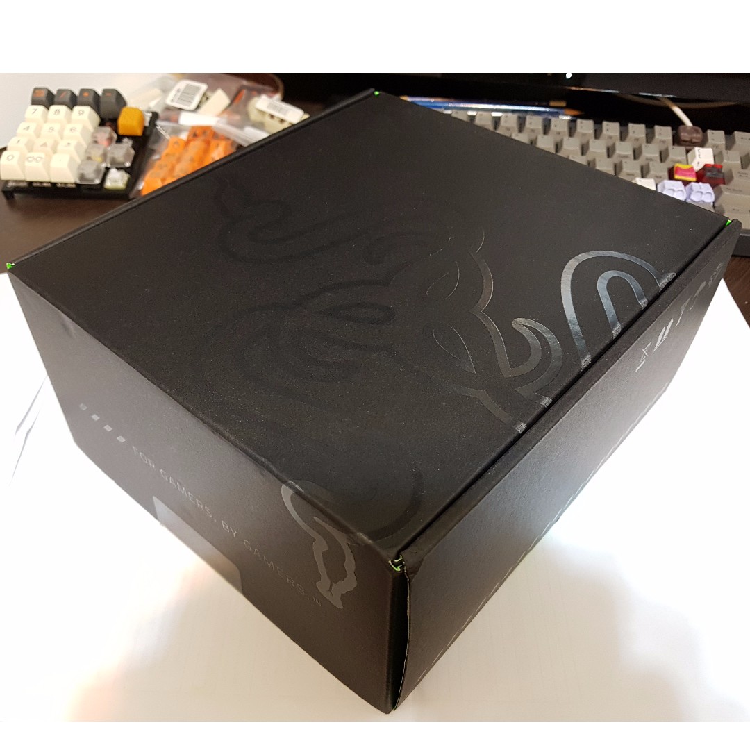 Razer Orbweaver Chroma Stealth (Razer Orange switches), Computers ...