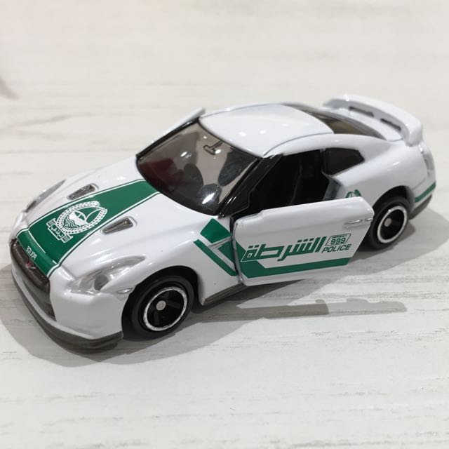 Tomica Nissan Skyline GT-R (R35) Dubai Police Car, Hobbies & Toys ...