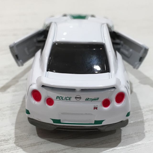 Tomica Nissan Skyline GT-R (R35) Dubai Police Car, Hobbies & Toys ...