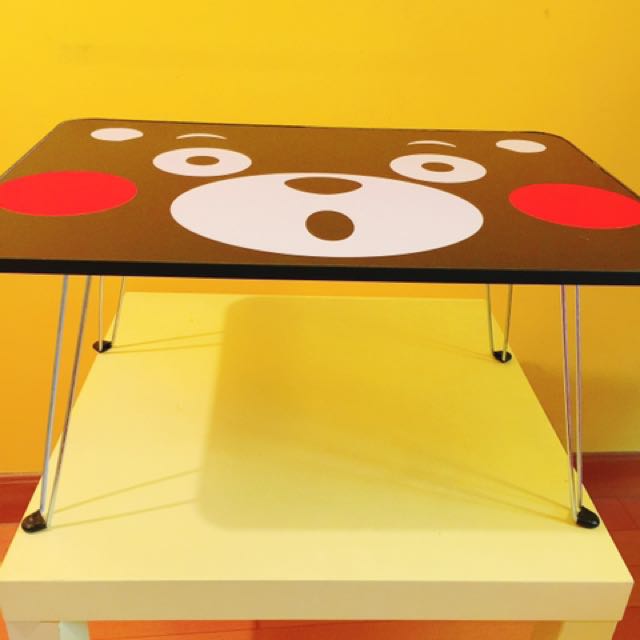 Kumamon Folding Table 熊本熊小型摺枱, 傢俬＆家居, 傢俬, 桌子 - Carousell