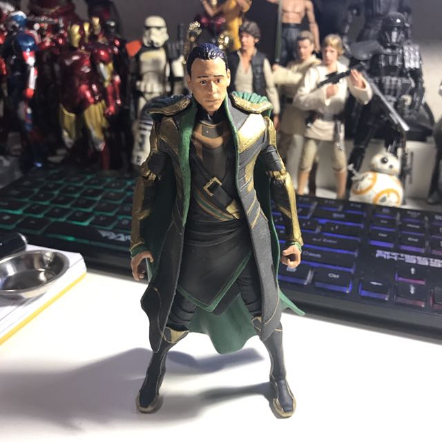 KO version of Marvel Legends Loki., Toys & Games, Bricks & Figurines on ...