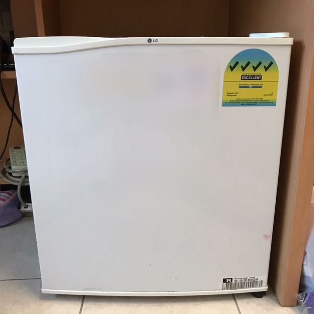 LG Mini Bar Fridge, TV & Home Appliances, Kitchen Appliances ...