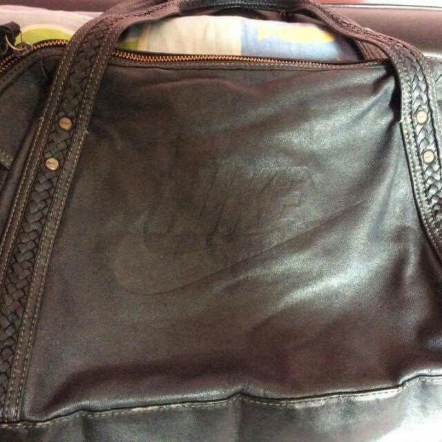 Nike Leather Bag, Women's Fashion, Bags & Wallets, Cross-body Bags on ...