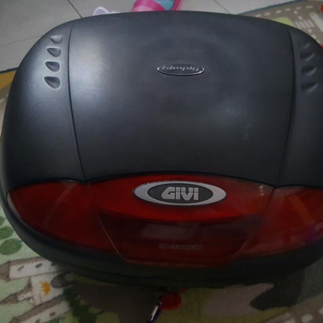 Givi Simply Box, Car Accessories on Carousell