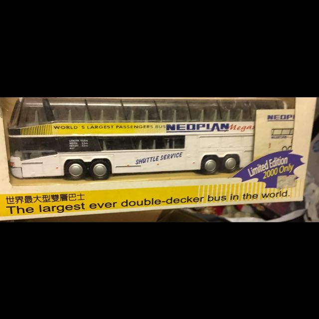 Neoplan Bus Figure, 興趣及遊戲, 玩具 & 遊戲類 - Carousell