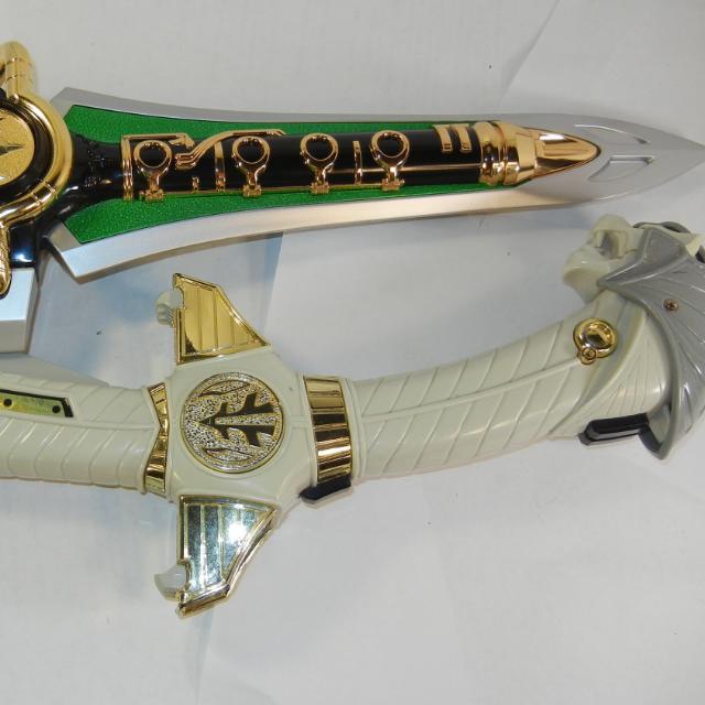 White Ranger Saba Sword And Green Ranger Dragon Dagger, Hobbies & Toys ...