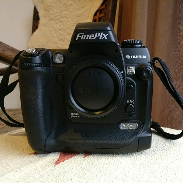 Fuji Finepix S3 PRO, Photography, Cameras on Carousell