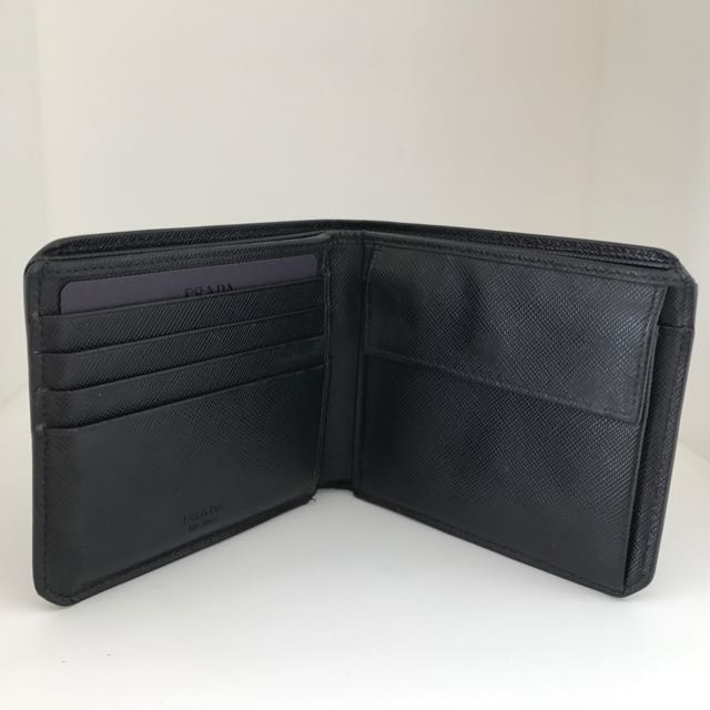 PRADA Wallet (Original 100%), Fesyen Pria, Tas & Dompet di Carousell