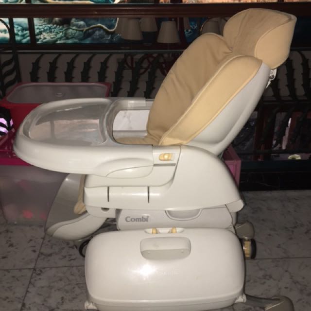 Combi Multifunction Chair, Bayi & Anak, Perawatan & Makanan Anak di ...