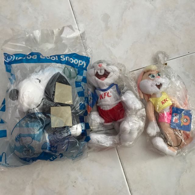 Snoopy And Bug Bunny, Hobbies & Toys, Toys & Games on Carousell