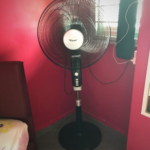 Toyomi Standng Fan, TV & Home Appliances, Water Heater & Instant ...