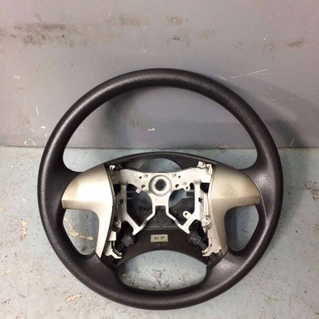 Toyota axio steering wheel (AS832), Car Accessories on Carousell