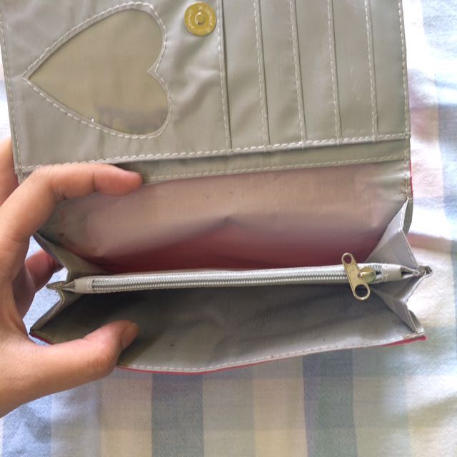 Heartstring Long Wallet, Women's Fashion, Bags & Wallets, Wallets ...