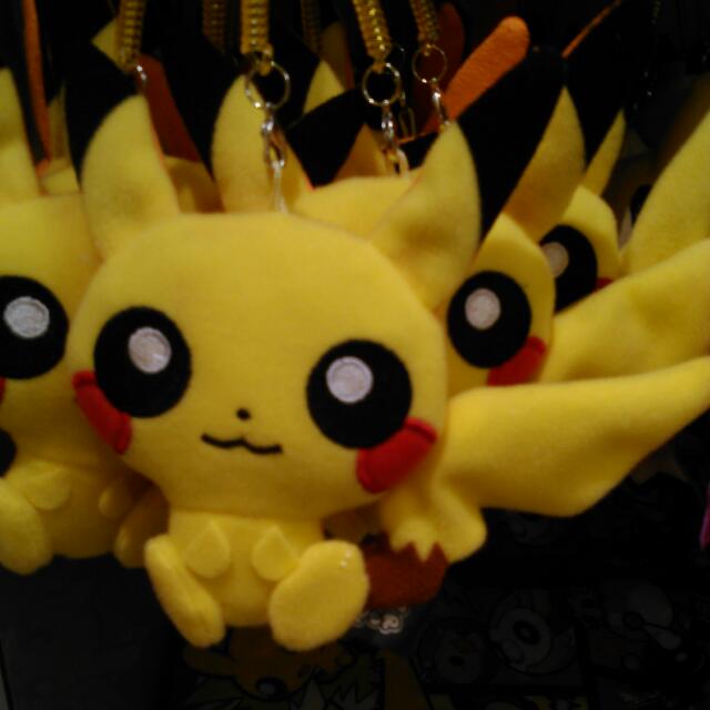 Pokemon Center Exclusive Pokemon Pop Series Cleaner mascot Pikachu ...