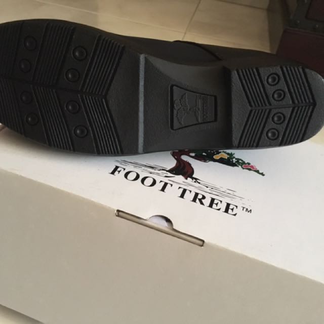 Foot Tree Shoes, Women's Fashion, Footwear, Shoe inserts on Carousell