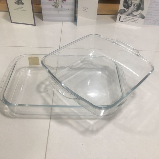 Two Large Pyrex Glass Oven Dishes, TV & Home Appliances, Kitchen ...
