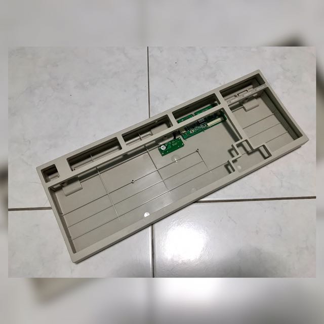 Leopold FC980C Topre Case in Beige, Computers & Tech, Parts & Accessories, Computer Keyboard on ...