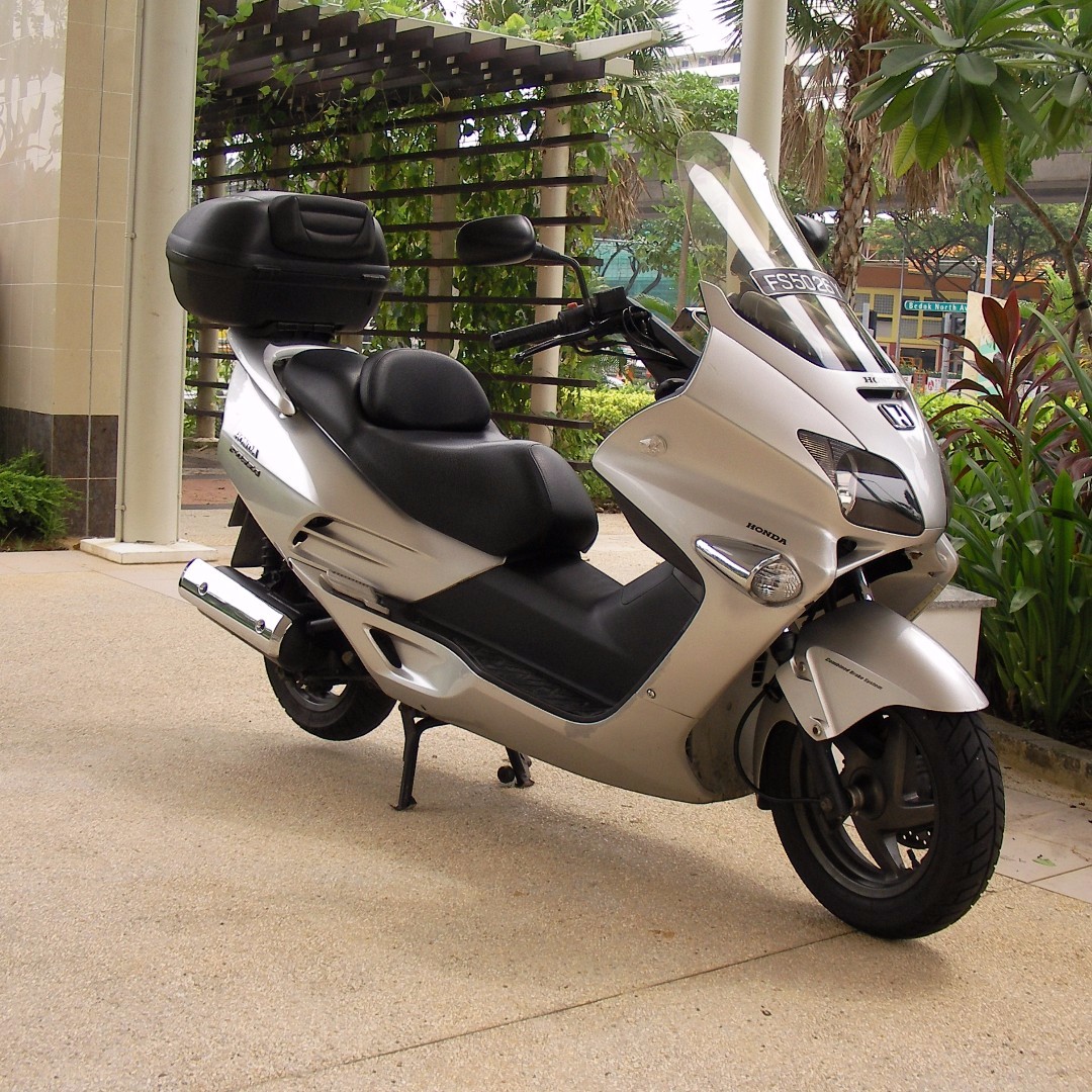 Honda Forza NSS250 Scooter, Motorcycles on Carousell