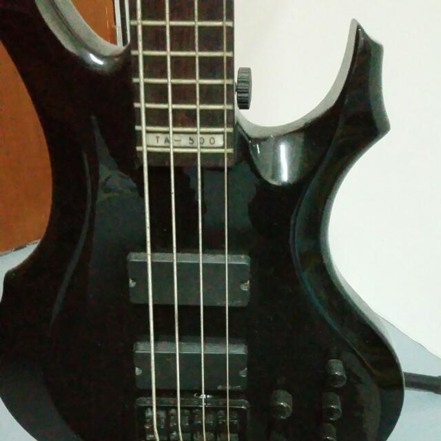 ESP LTD Bass (TA-500 - Tom Araya Signature), Hobbies & Toys, Music ...