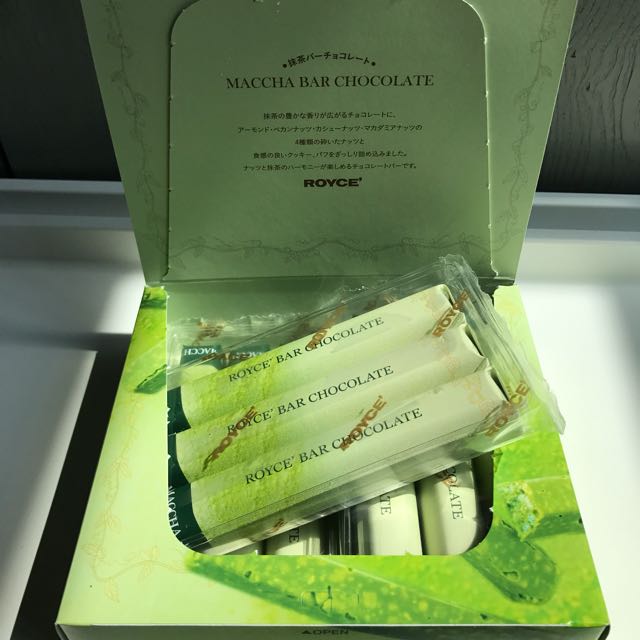 Royce Matcha Nutty Bar Chocolate, Food & Drinks, Packaged & Instant ...