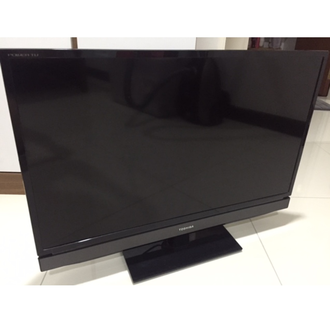 Toshiba 32inch LED TV, TV & Home Appliances, TV & Entertainment, TV on ...