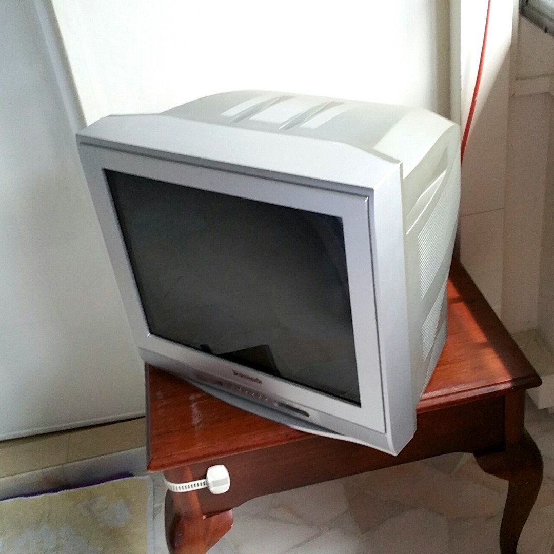 Panasonic 21-Inch Colour TV, TV & Home Appliances, TV & Entertainment ...