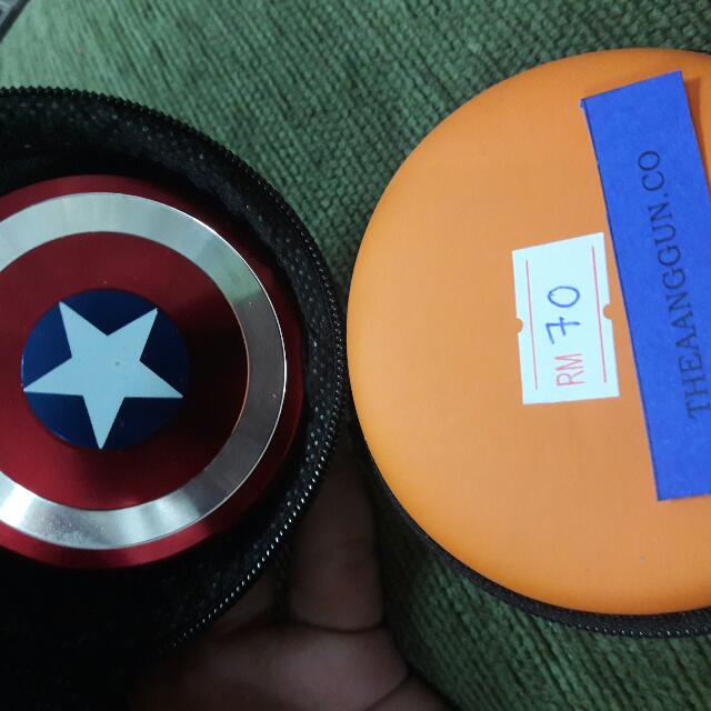 Fidget Spinner Captain america, Everything Else, Others on Carousell