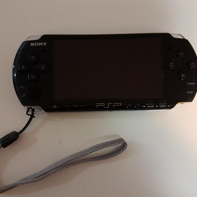 Sony PSP 3006, Video Gaming, Video Game Consoles, PlayStation on Carousell