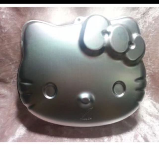Hello Kitty Character Cake Pan Aluminium 10 Inch, TV & Home Appliances ...
