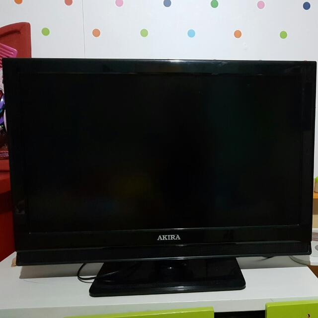 32 Inch AKIRA TV, TV & Home Appliances, TV & Entertainment, TV on Carousell