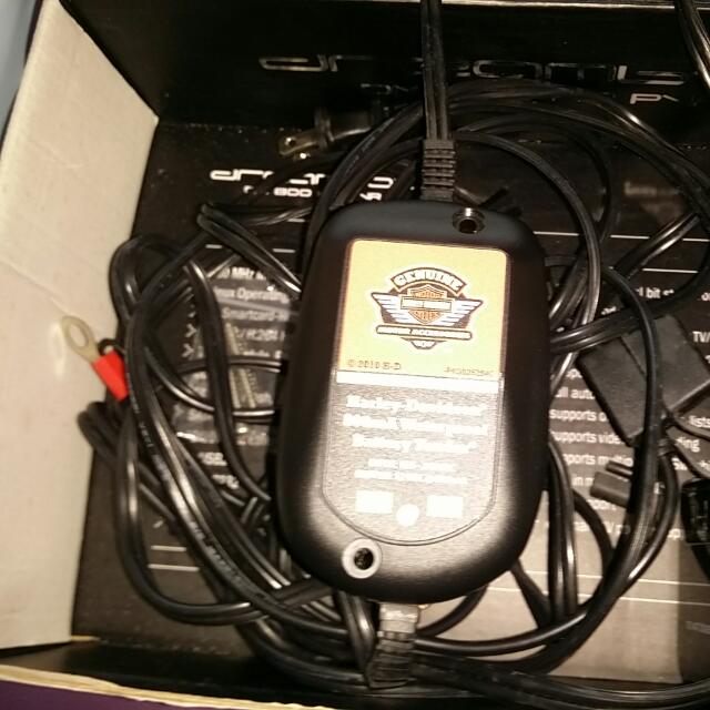 Harley Davidson 800mA Waterproof Battery Tender, Car Accessories on ...