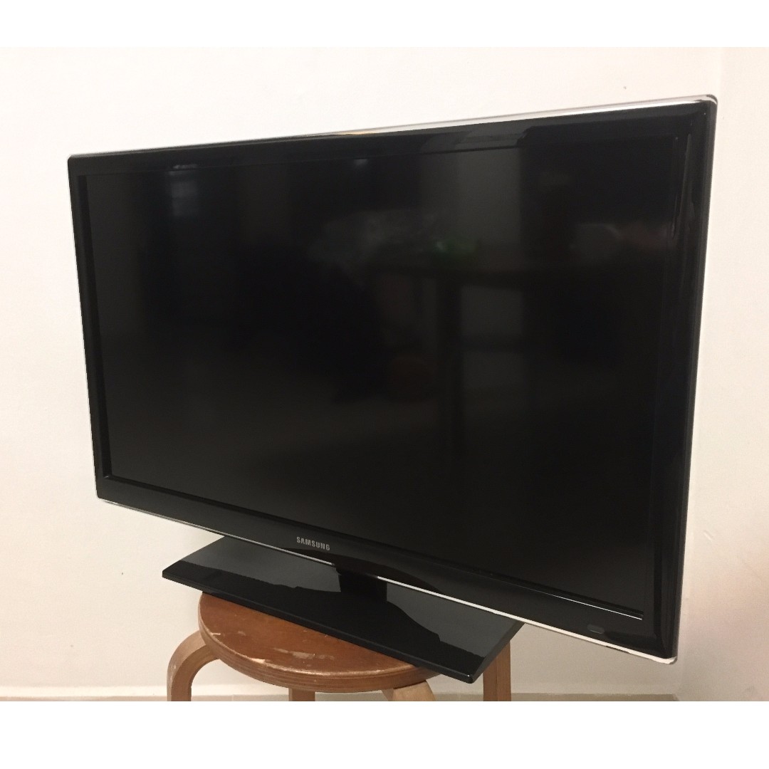 Samsung 32" Series 4 SMART LED TV (UA32EH4500M), TV & Home Appliances ...