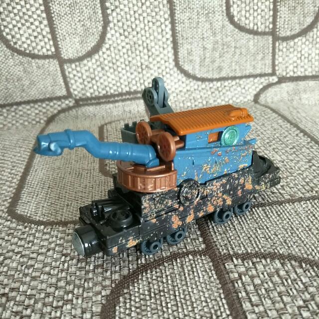 Thomas And Friends - Scrap Die Cast Train, Hobbies & Toys, Toys & Games ...