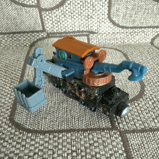 Thomas And Friends - Scrap Die Cast Train, Hobbies & Toys, Toys & Games ...