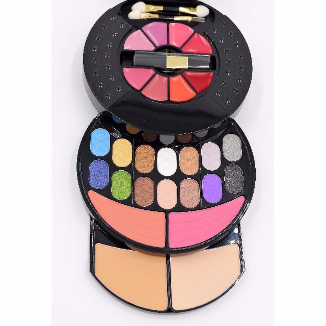 FUSO Cosmetics 30 Piece Make Up Kit, Beauty & Personal Care, Face ...