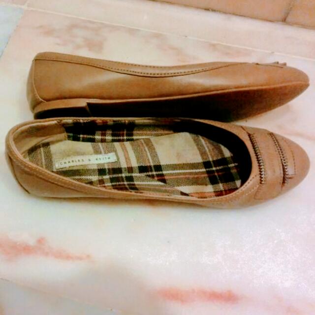 Trendy Charles & Keith Pair, Women's Fashion, Footwear, Heels on Carousell