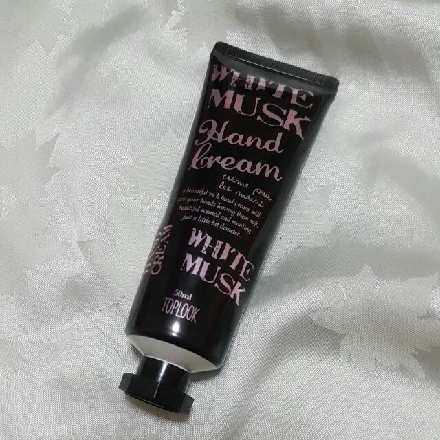 Toplook White Musk Hand Cream, Beauty & Personal Care, Bath & Body, Body Care on Carousell
