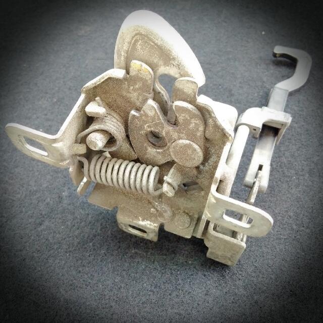 Alfa Romeo 159 / Brera Bonnet Release Catch Mechanism, Car Accessories ...