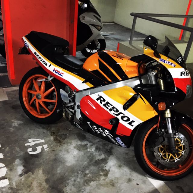 Honda RVF400 NC35, Motorcycles on Carousell