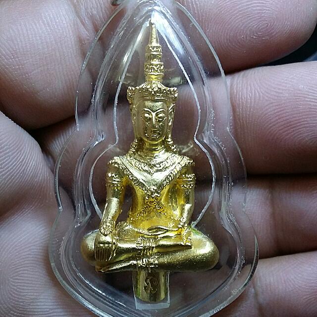 Phra Yod Thong Lp Koon Wat Bangrai BE 2539, Hobbies & Toys, Memorabilia & Collectibles ...