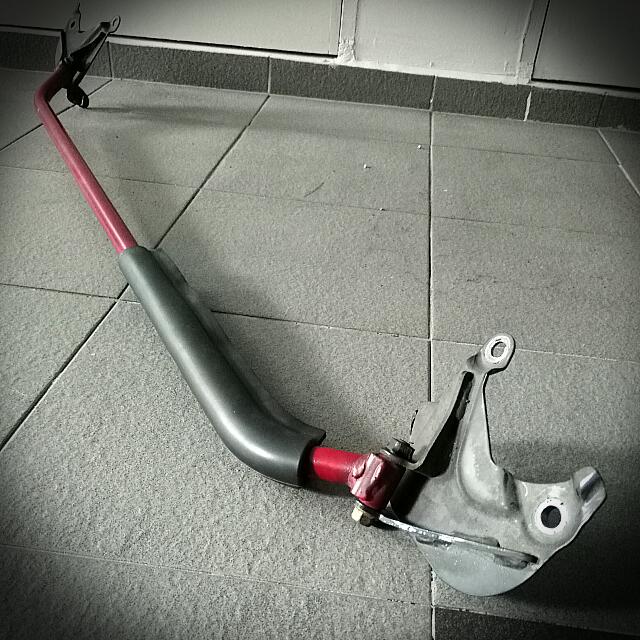 Mitsubishi Colt Plus Turbo Front Strut Bar, Car Accessories on Carousell