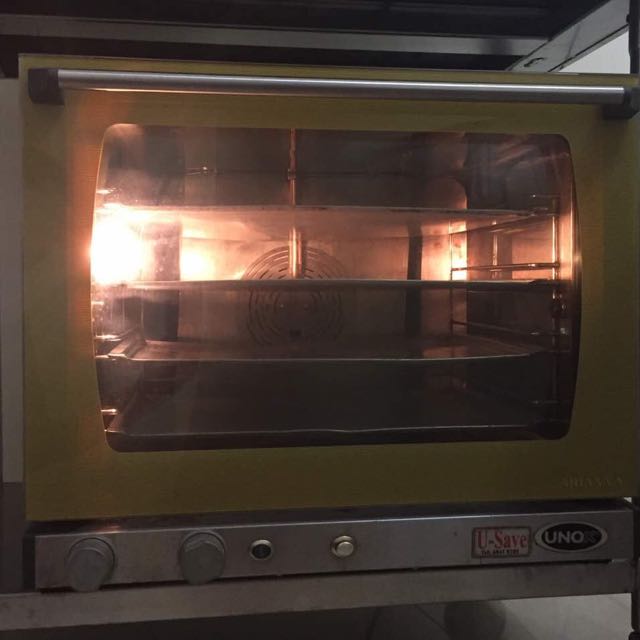 UNOX XF133 ARIANNA OVEN + 4 Trays And A Fan Reducer Worth $250, TV ...