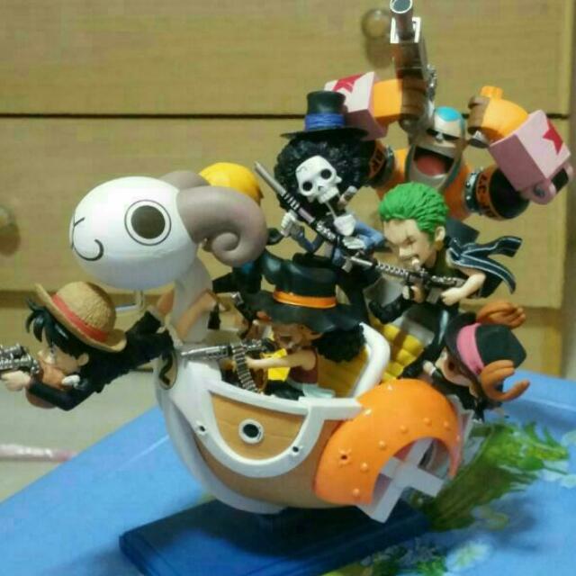 One Piece Attack Character Full Set With Mini Merry., Hobbies & Toys ...