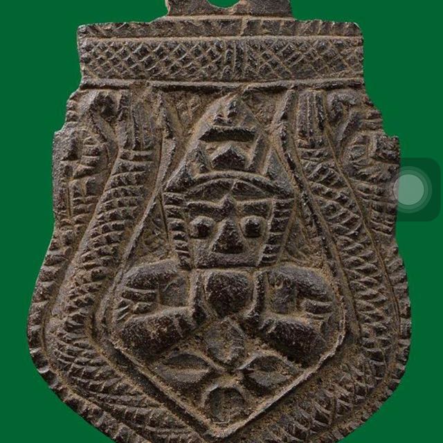 Rahu LP Pin Wat Srisathong, Hobbies & Toys, Memorabilia & Collectibles ...