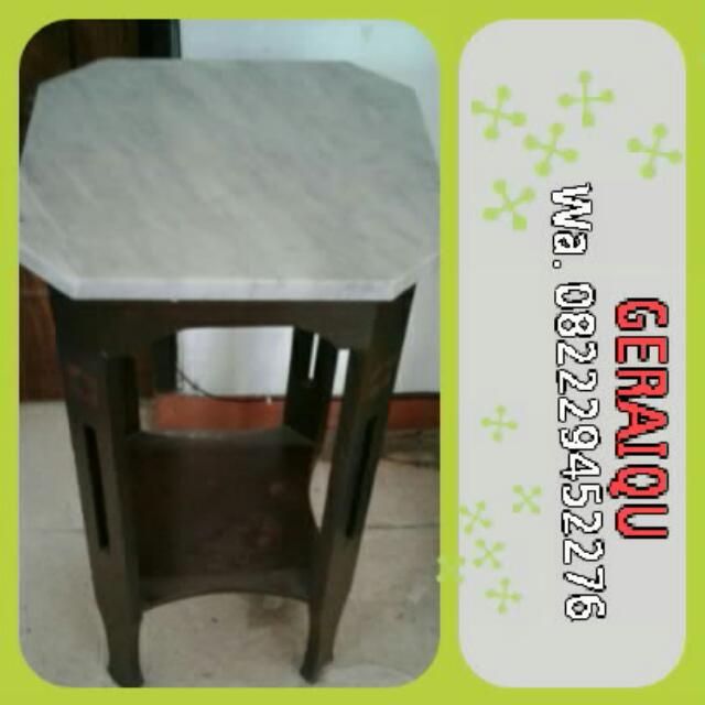 Meja MARMER Kuno zaman Belanda, Antik, Furnitur di Carousell