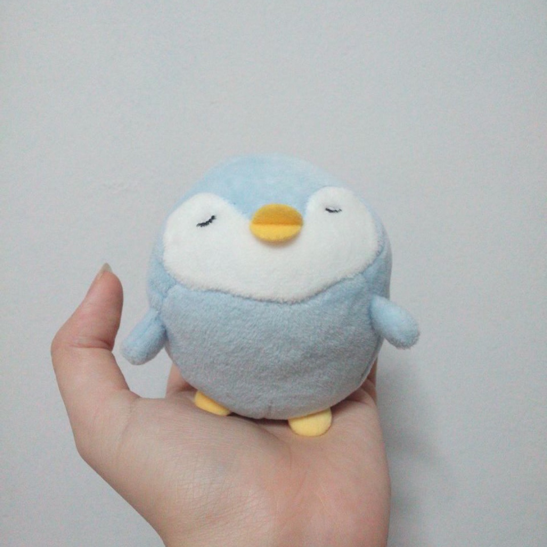 Miniso baby/pastel/sky blue penguin stuffed toy soft toy plush, Hobbies ...
