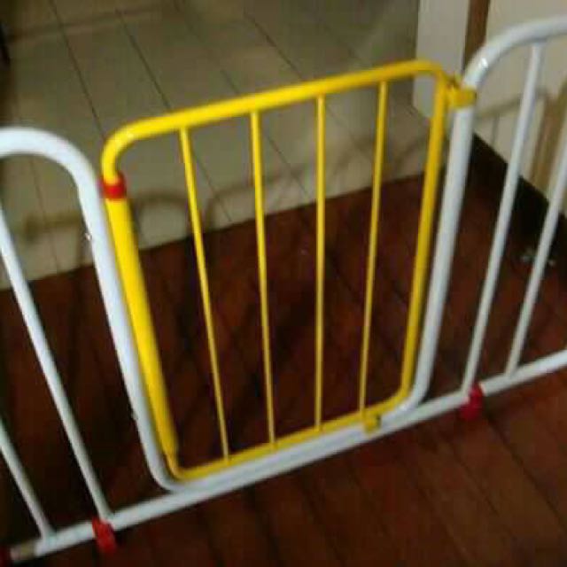 Pagar Baby, Babies & Kids, Baby Nursery & Kids Furniture, Cots & Cribs ...